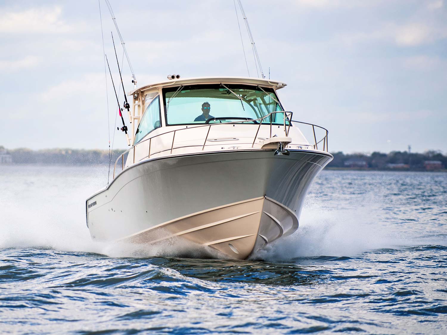 Grady-White | Dual & Center Console Saltwater Fishing Boats